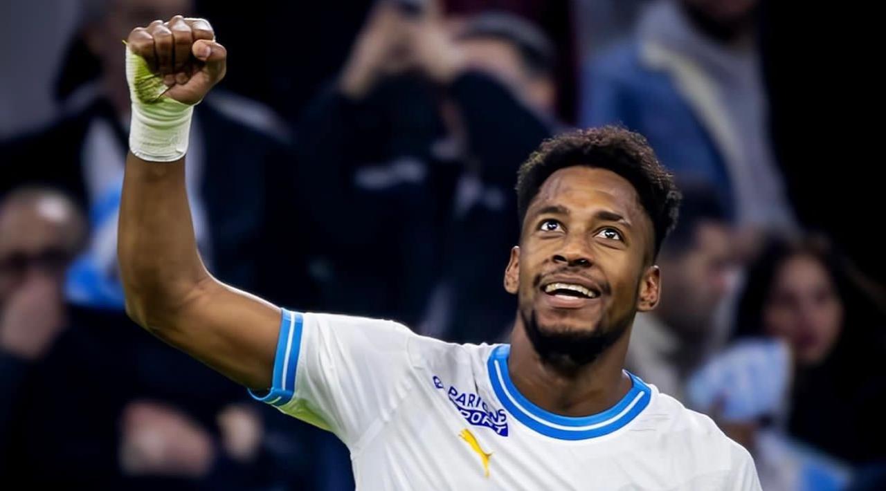 Olympique de Marsella de Michael Amir Murillo presenta nueva camiseta ...